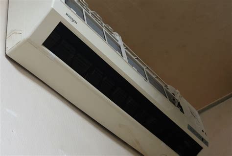 에어컨 풍향조절 플라스틱 제거방법