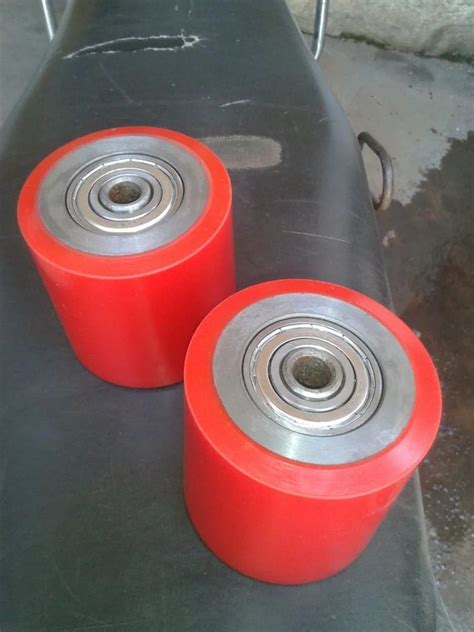 Pu Pallet Rollers At ₹ 400 Piece Pallet Truck Roller In Pune Id 11166793448