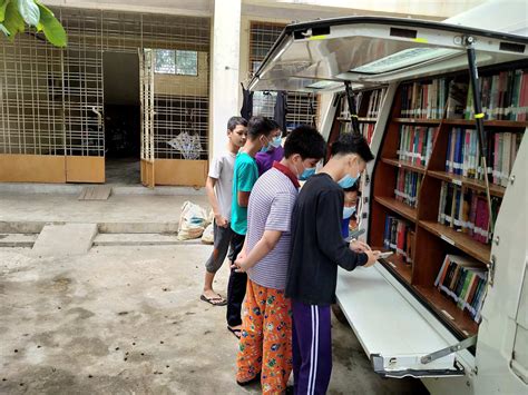 ဘားအံမြို့နယ်၌ စာဖတ်ရှိန်မြှင့်တင်ရေး ရွေ့လျားစာကြည့်တိုက်ယာဉ်ဖြင့