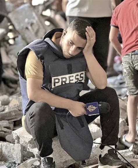 Instagram Blocks Anas Al Sharif Despite 1 2m Followers Crossfireararbia