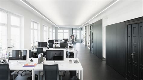 5 Benefits Of Lighting In The Workplace