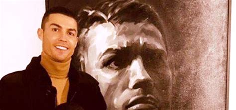 რონალდოს რონალდო აჩუქეს ფოტო