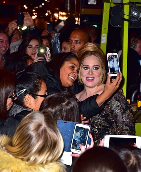 Adele Poses With Fans Outside Radio City Music Hall 2015 Popsugar
