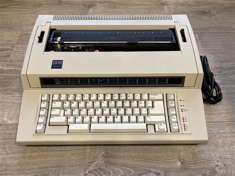 Ibm Typewriter Photos Of Ibm 1 By Year Then Serial Number By Date