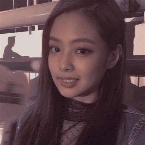 Pin Em Blackpink