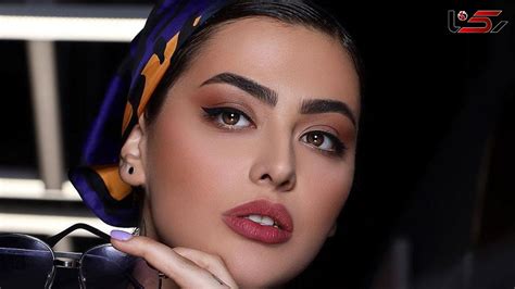 فیلم زننده و برهنگی ریحانه پارسا با شوهر پیرش در کنسرت خیابانی