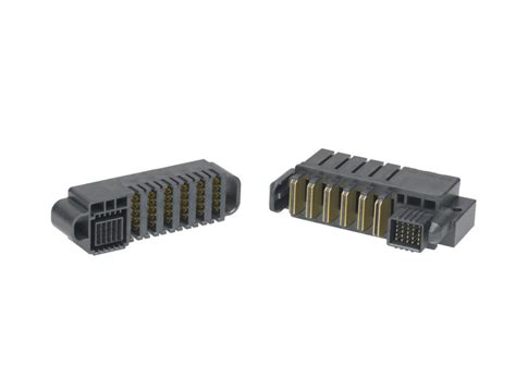 High Current Connector System Supports Up To 100A Per Bay