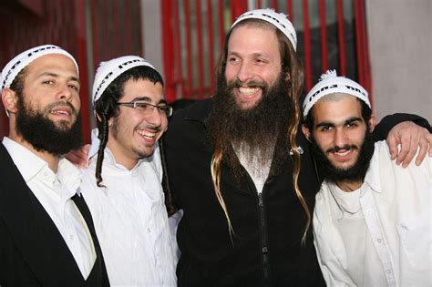 The Meaning Behind Different Jewish Hats My Jewish Learning