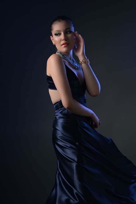 Costa Rica Photographer Beauty Fashion Portrait Engagement And Weddings