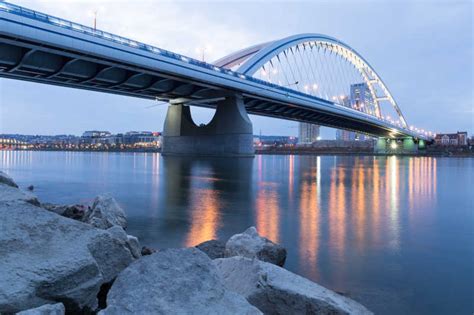 现代的桥梁图片 现代的桥梁建筑素材 高清图片 摄影照片 寻图免费打包下载