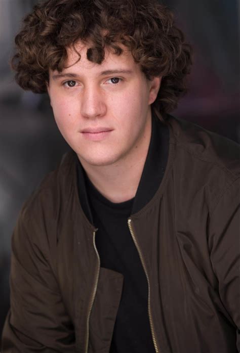 Meet Noah Reilly Voyage La Magazine La City Guide