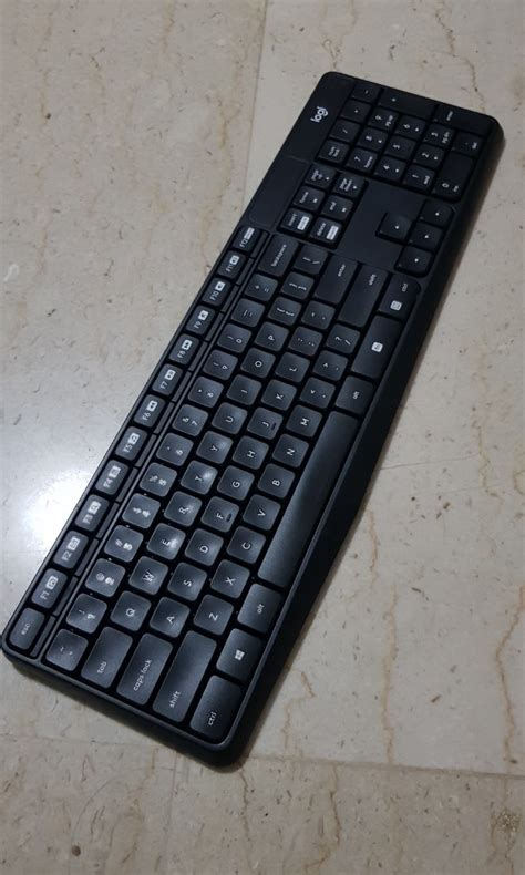 Logitech Keyboard K235 Computers And Tech Parts And Accessories Computer