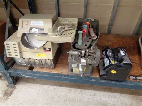 1 Lot Coin Counter Roller And Bill Counter Matthews Auctioneers