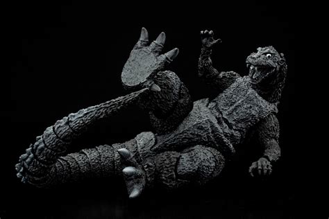 Sh Monsterarts Godzilla 1954 Bandai Tamashii Nations Kaiju 57 Off
