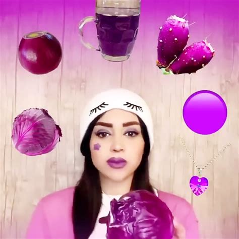 موکبانگ خوردن ایموجی بنفش