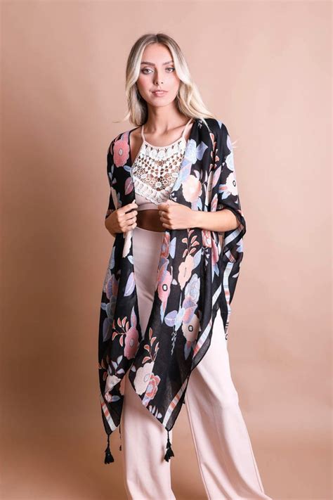 Dusters And Kimonos Bohemian Looks And Boho Chic Style The Wild Calla