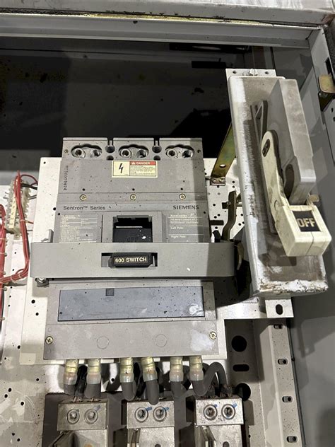 Siemens Sentron Lxd6 A Lxd63b600 Breaker Stock 0102123 G 2000 Inc