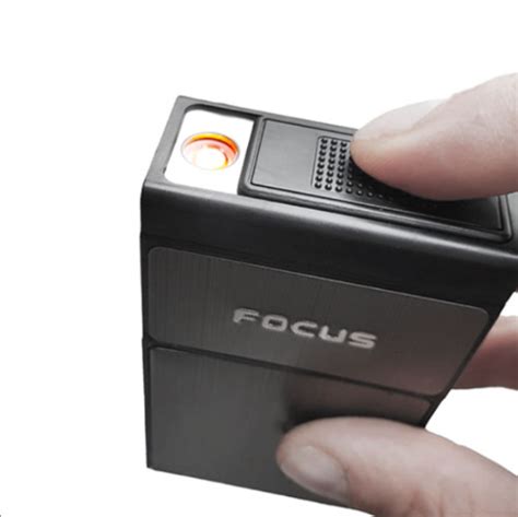 Портсигар Focus USB-запальничка (20 цигарок) - Пан-Пан