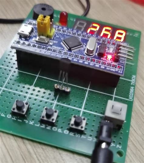 基于stm32单片机的温度报警系统设计（可当做课程设计参考） stm32最小系统板温度传感器课程设计 csdn博客