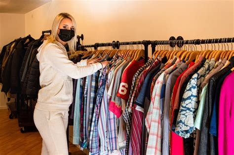 Дрехи втора употреба Бургас Denvil