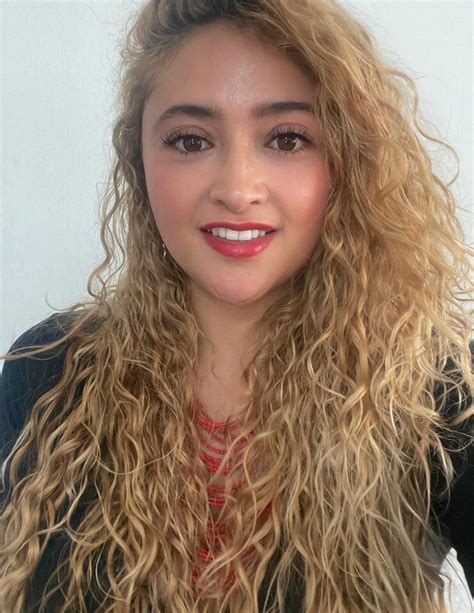 Modelo Webcam Ambar Blondie Chat And Show De Sexo En Vivo Stripchat