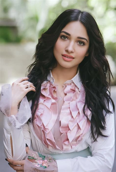 Tamannaah Bhatia Scrolller