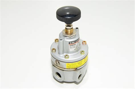 SMC EIR202 F02 IR2020 F02 Precision Regulator 0 005 0 7MPa