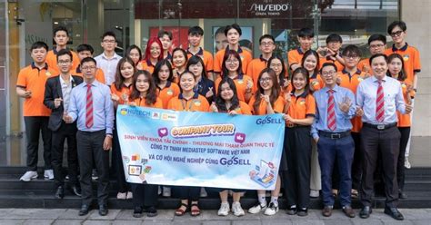 Tham quan Công ty Mediastep Software Viet Nam sinh viên ngành Thương mại điện tử tích lũy nhiều