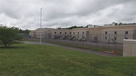 Knox Co Sheriffs Office Explains Why Jail Inmates Have Tablets