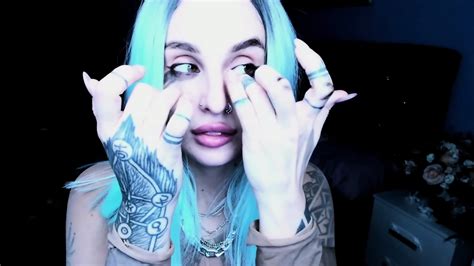 Amateur Leona Eporner