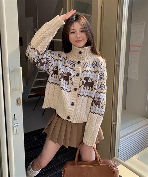 캣스트릿 무료배송 노르딕사슴 버튼스웨터가디건