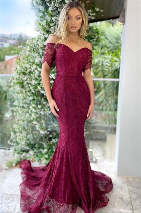 3 Beautiful Burgundy Dresses For You Lucimar Moreira
