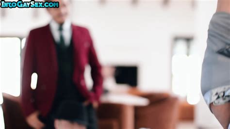 Gay Nympho Stripper Barebacks Muscular Stud In Doggystyle Eporner