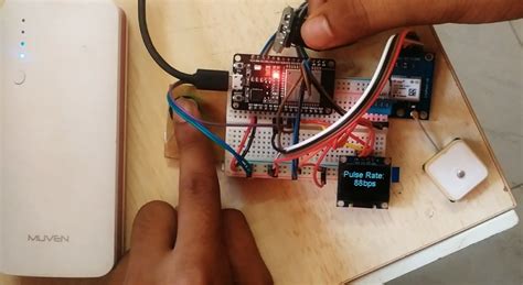 Live Heart Rate From Sensed Pulse Rate Sensor On 128x64 OLED Screen Download Scientific Diagram