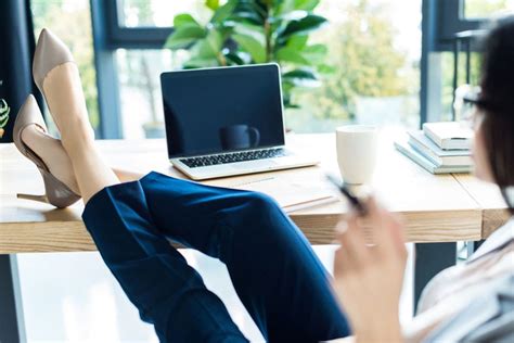 How To Sell Feet Pictures Online And Make Money In 2024