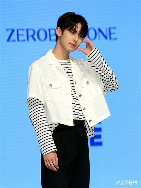 한유진 막내의 귀여운 하트 [포토]｜스포츠동아