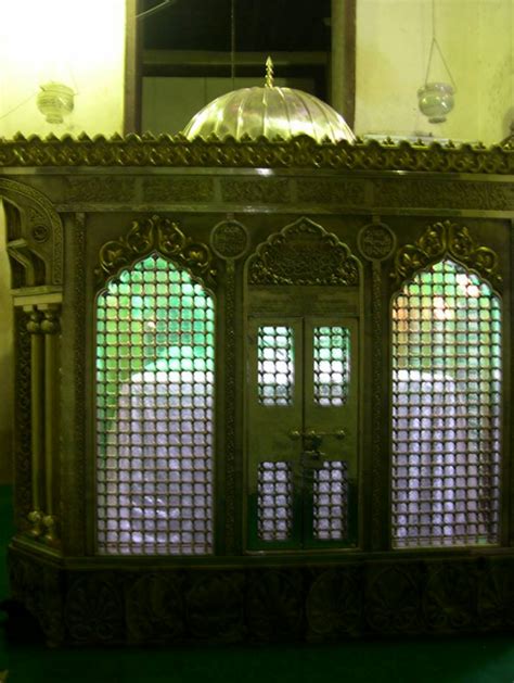 인터서브 라마단기도 Day 28 6월 11일 사당을 찾는 사람들” 이슬람 국가를 방문하면