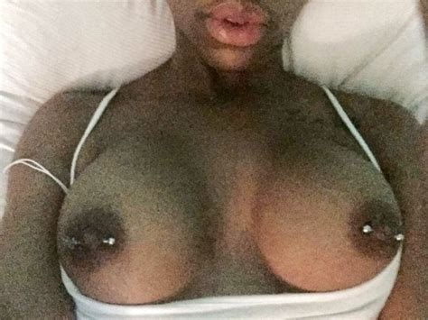 Skyy Santana Shesfreaky