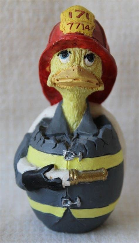 Vintage 1989 Enesco Eggbert Duck Fireman Firefighter Euc 1835951710