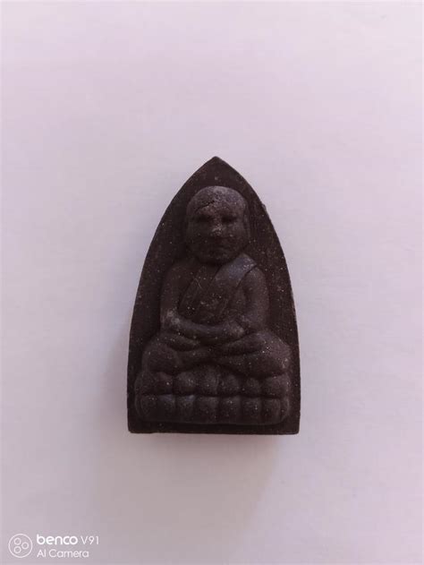 หลวงพ่อทวดเหยียบน้ำทะเลจืด Ennxo