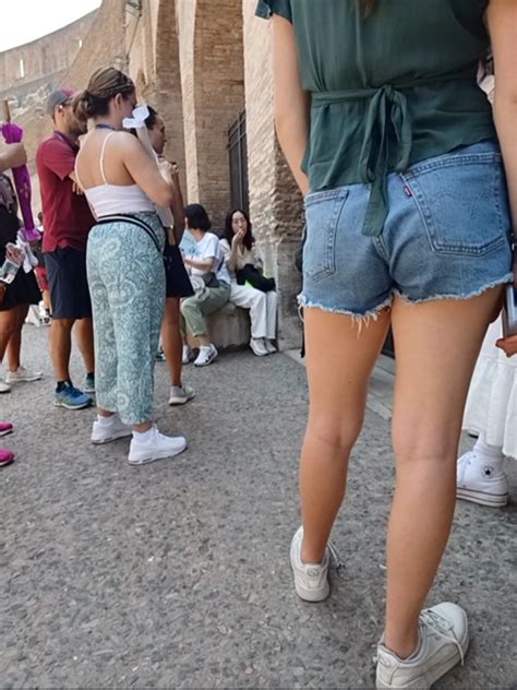 First Post Nice Ass Walking Up Stairs In Short Jean Video Short