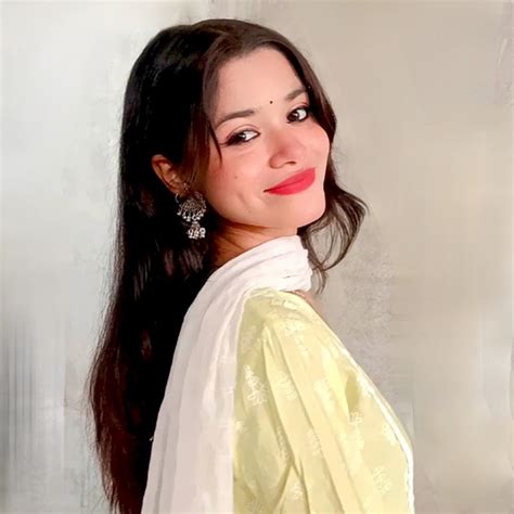 Khushi Roy Youtube