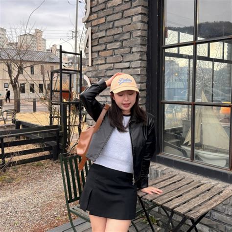 Mlb 캡모자 코디 얼굴 작아보이는 깊은 여자볼캡 엠엘비 연예인모자 네이버 블로그