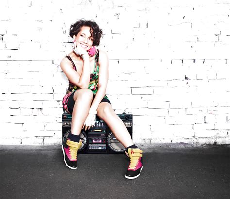 Hot Girls With Sneakers V Porn Pictures Xxx Photos Sex Images