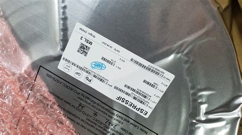 Original New Espressif Esp32 Smart Esp32 Pico V3 System In Package Chip Esp32 Eco3 Sip 7 7mm