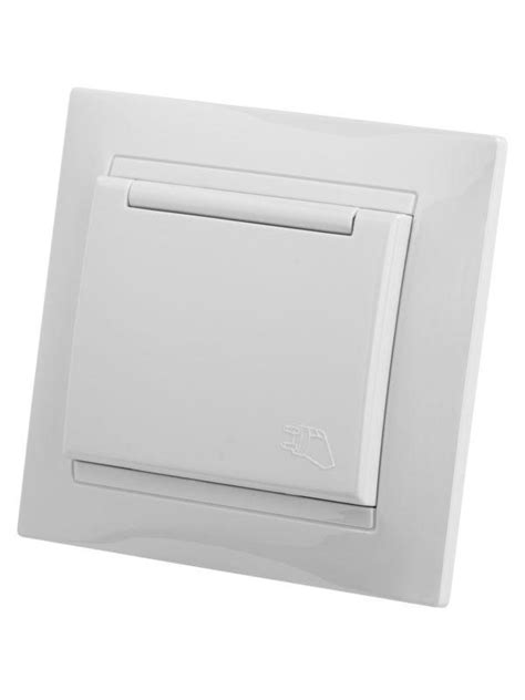 Розетка 2П+З 16А 250В IP44 с крышкой белая Лама TDM SQ1815-0026