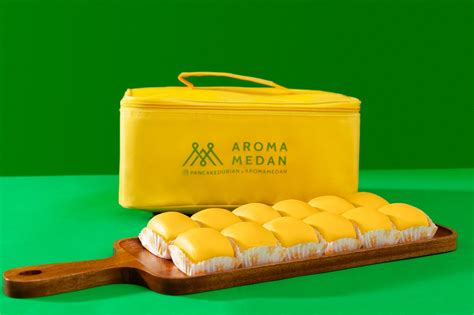 Pancake Durian Medan Kuliner Khas Medan Wajib Dicoba BookingTogo