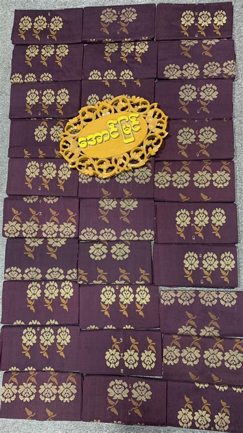 ရှား အောင်မြင် တိုင်းရင်းသားရိုးရာ ချည်ထည်၊ပိုးထည် လက်ကား