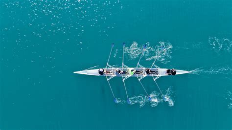 How To Take An All Encompassing Approach To Reward Strategy Moore Kingston Smith