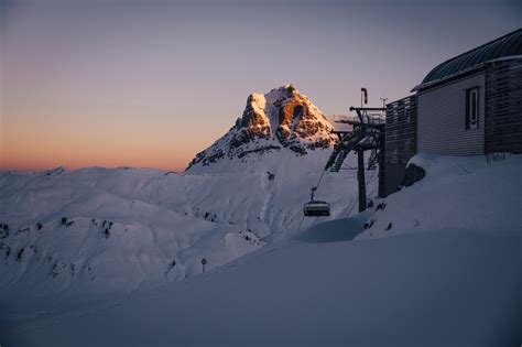 Sonnenaufgang Für Early Birds Im Skigebiet Warth Schröcken